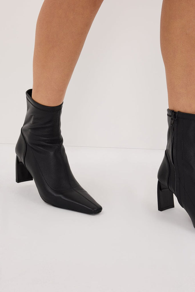 ALIAS MAE AKAI BOOT BLACK | Dissh