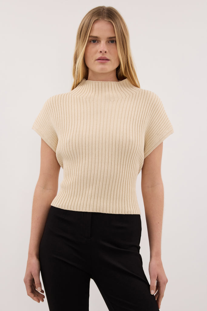 DELLA NATURAL KNIT TOP | Dissh