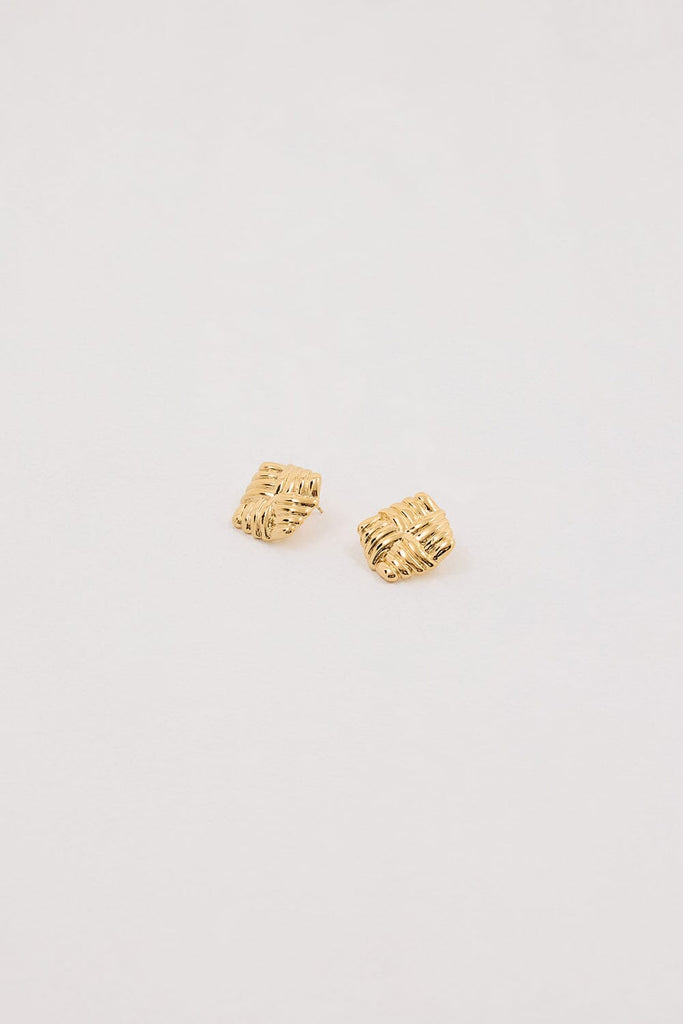HEAVEN MAYHEM WIND EARRING GOLD | Dissh