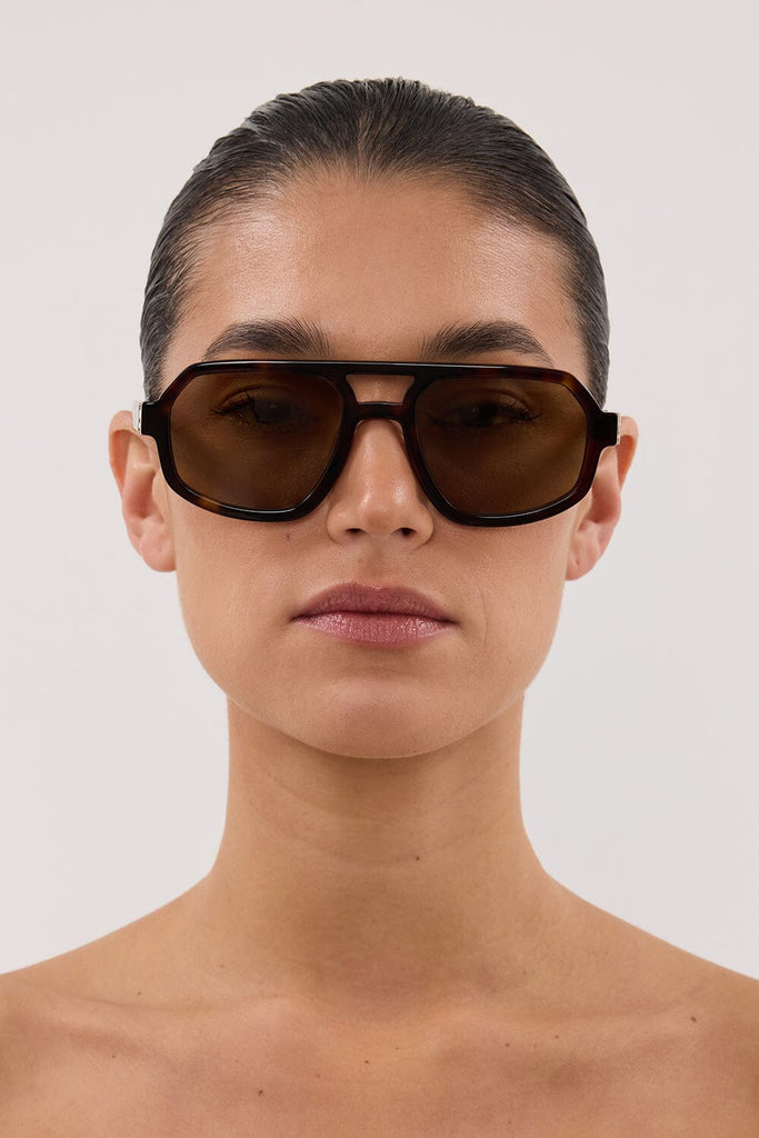 LUV LOU THE BANKS SUNGLASSES KHAKI | Dissh