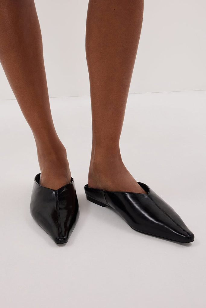 ALIAS MAE OLIVE MULE BLACK | Dissh