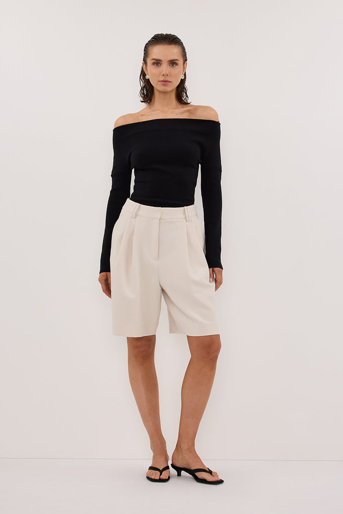 ASTRID BLACK SLEEVED KNIT TOP | Dissh